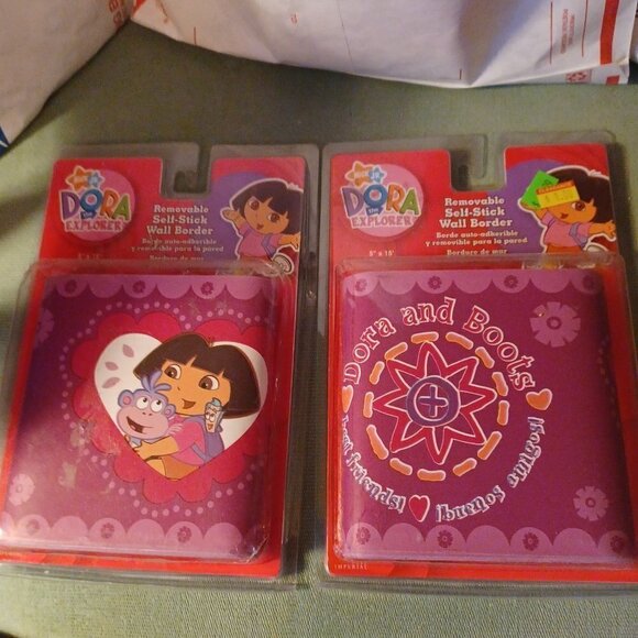 DORA/PKS UNOPENED.. | Wall Decor | Dora The Explorer And Boots ...